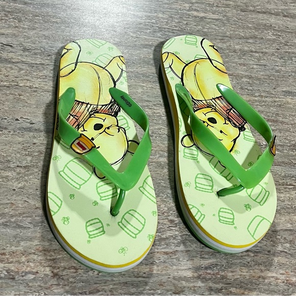 Disney | Shoes | Nwob Disneys Winnie The Pooh Flip Flops Green Yellow ...